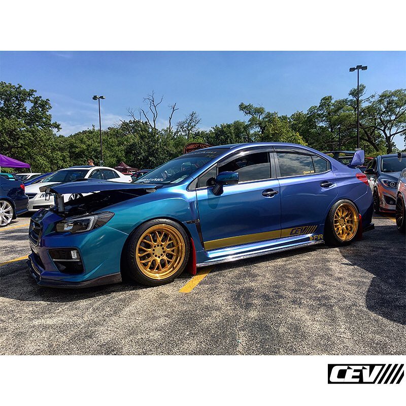 Subaru WRX wrapped in Orafol Shift Effect Gloss Ultra Marine/Violet ...