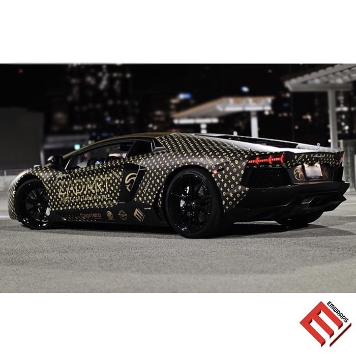 Custom Lamborghini Aventador Black