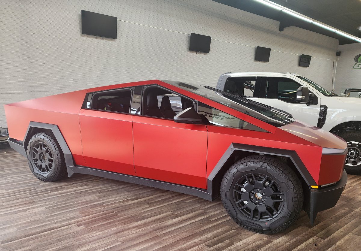 Elevating the Tesla Cybertruck with Vinyl Wrap - Vinyl Wrap - 3M - Cars ...