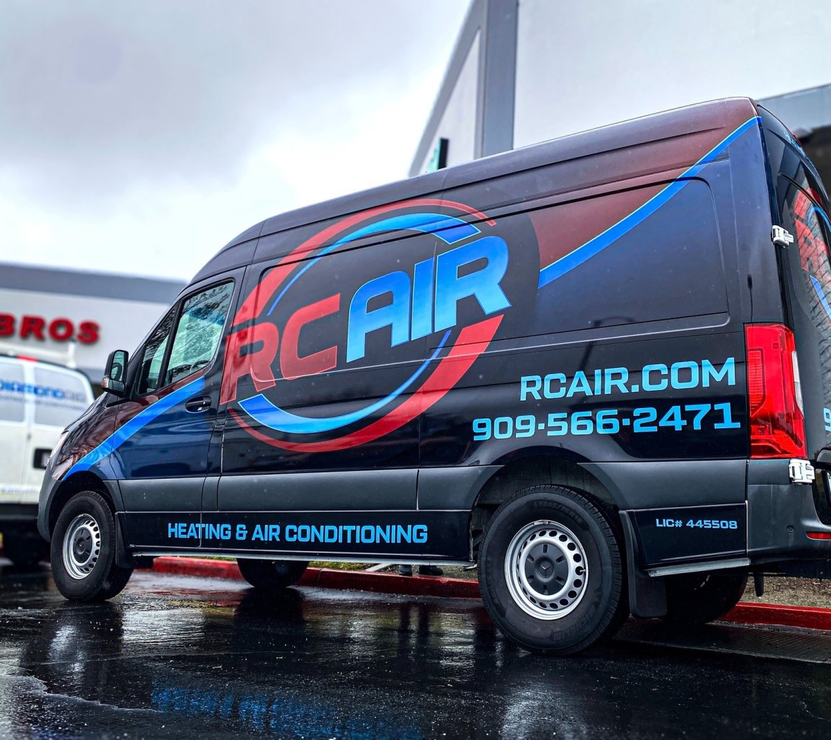 Full Vehicle Wraps - Where Creativity Meets Mobility - Vinyl Wrap - 3M ...